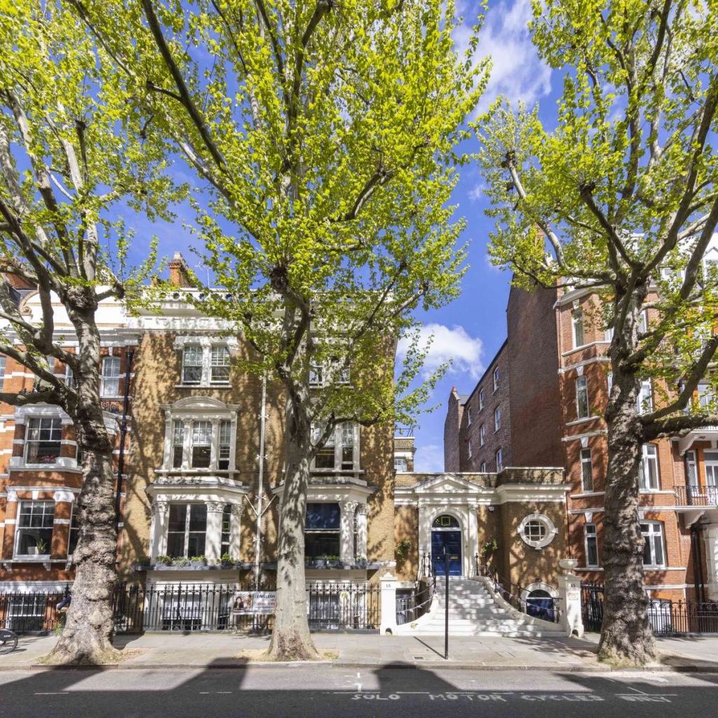 London School of English | Premium Courses London